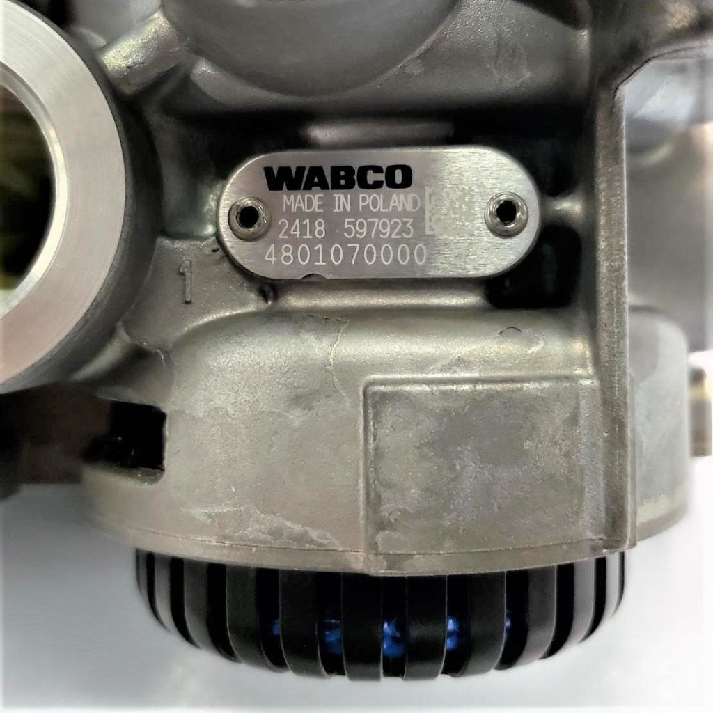 Wabco RSS Roll Stability Valve/ECU Assembly | ILoca Services, Inc.