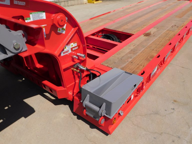 KALYN SIEBERT VERSAMAXX LOWBOY / BUS HAULER - ILoca