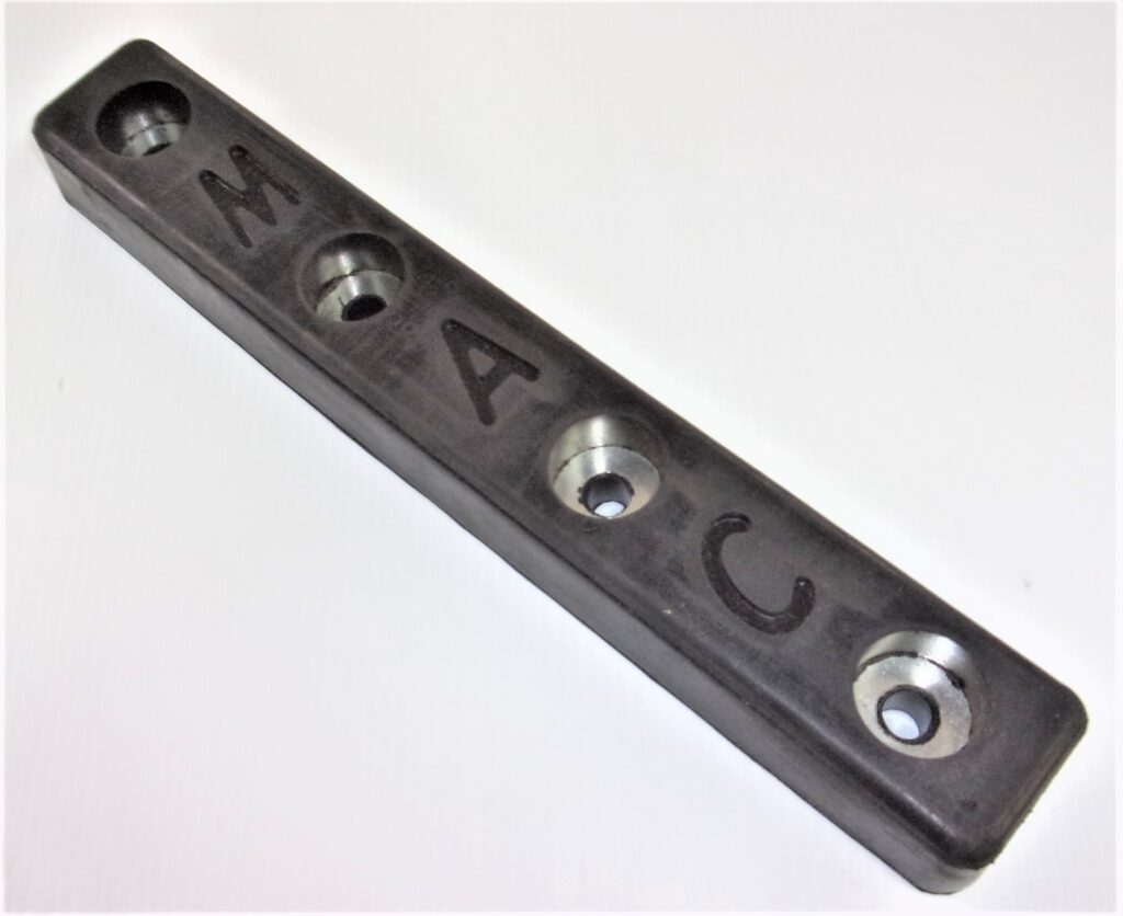 MAC Trailer 16" Dock Bumper 18000093 | ILoca Services, Inc.