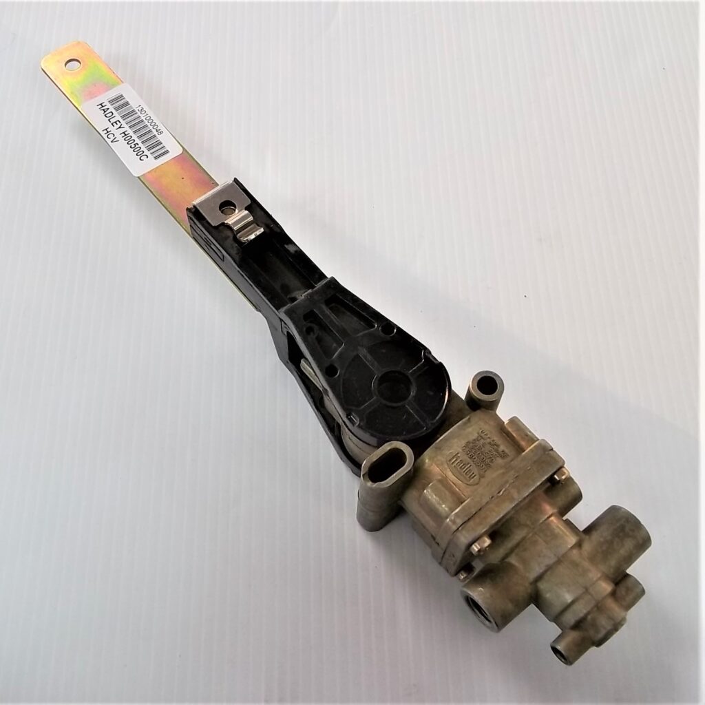 Hadley Height Control Valve H00500C | ILoca Services, Inc.