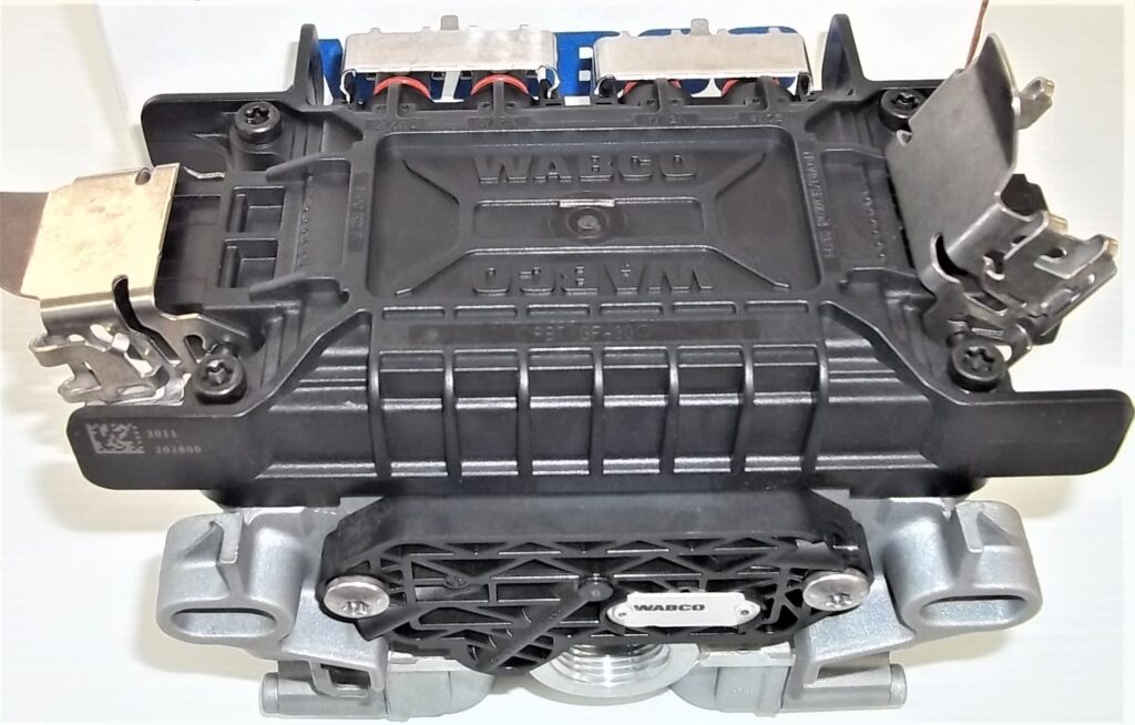 Wabco ECU/Valve Assembly S4005001030 | ILoca Services, Inc.